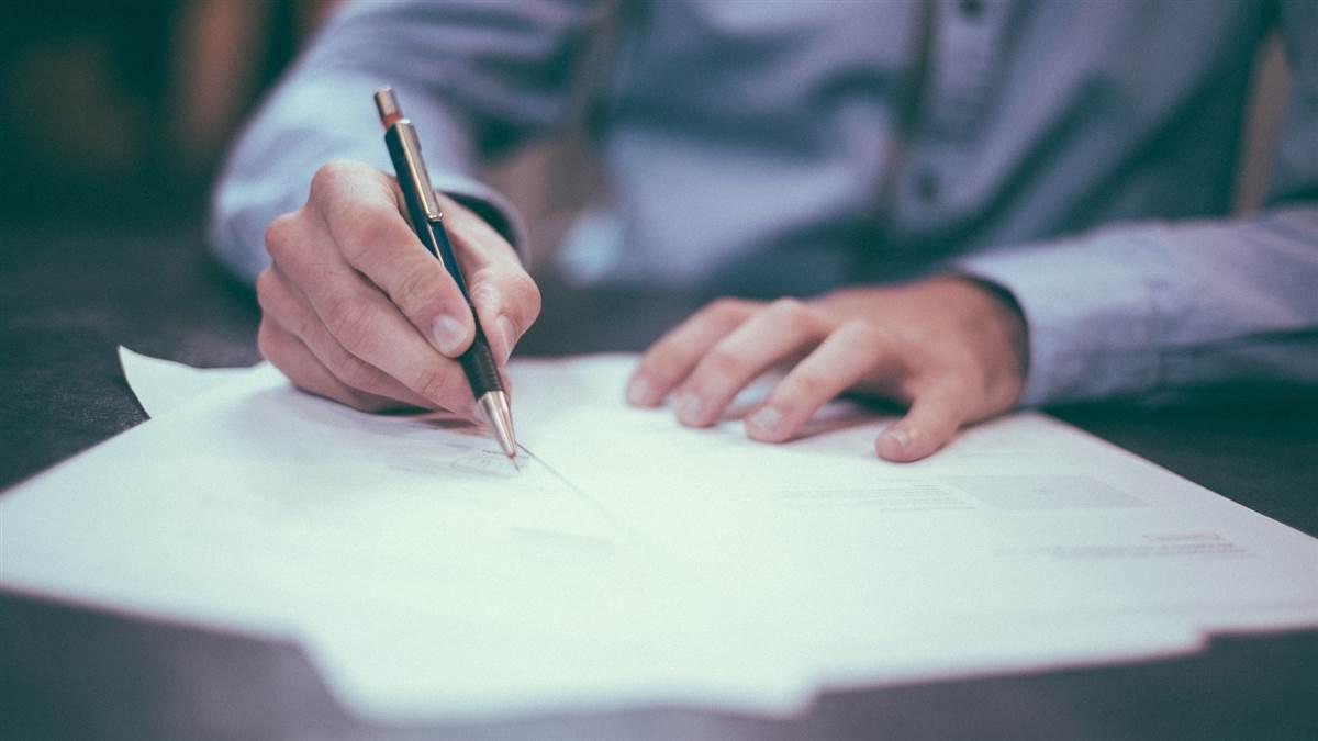 Managing the Paper Chase - Legal & Medical Services (PPS) | AOPA